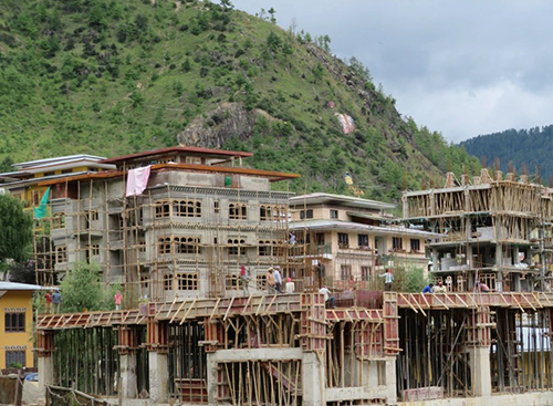 Laborers to be allowed in large numbers once 2,000 beds quarantine ...